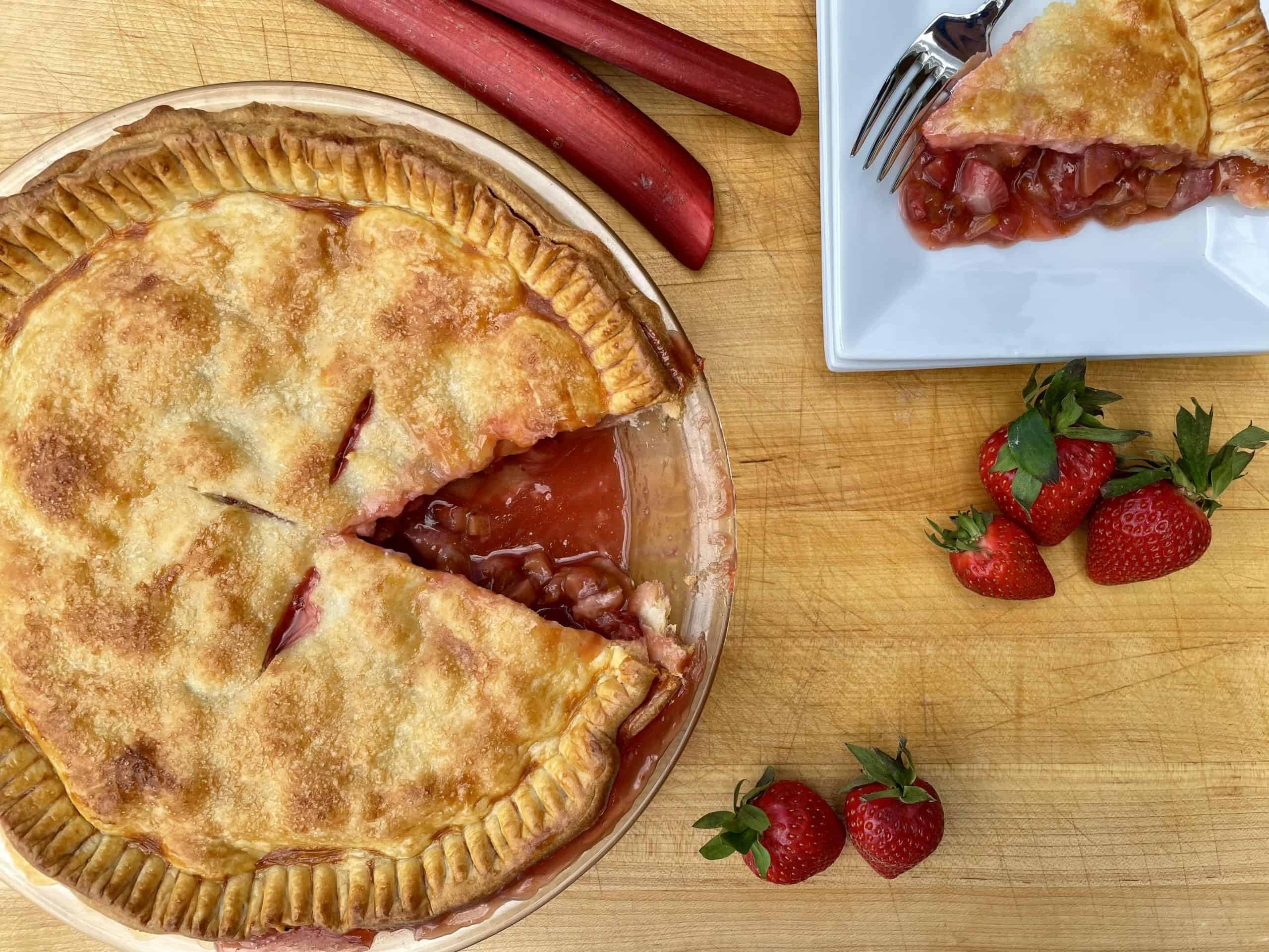 Strawberry Rhubarb Pie: A Delicious Summer Treat